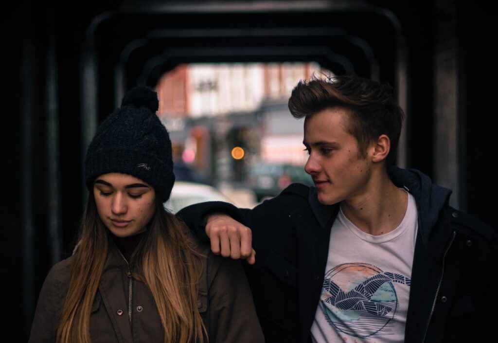 8 Subtle Signs He Secretly Wants You Pregnant Smash Negativity