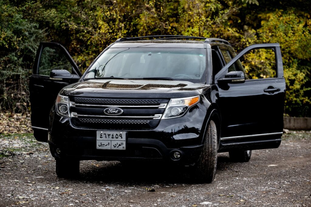 SUV Showdown: The Differences Between The Ford Explorer And Chevrolet ...