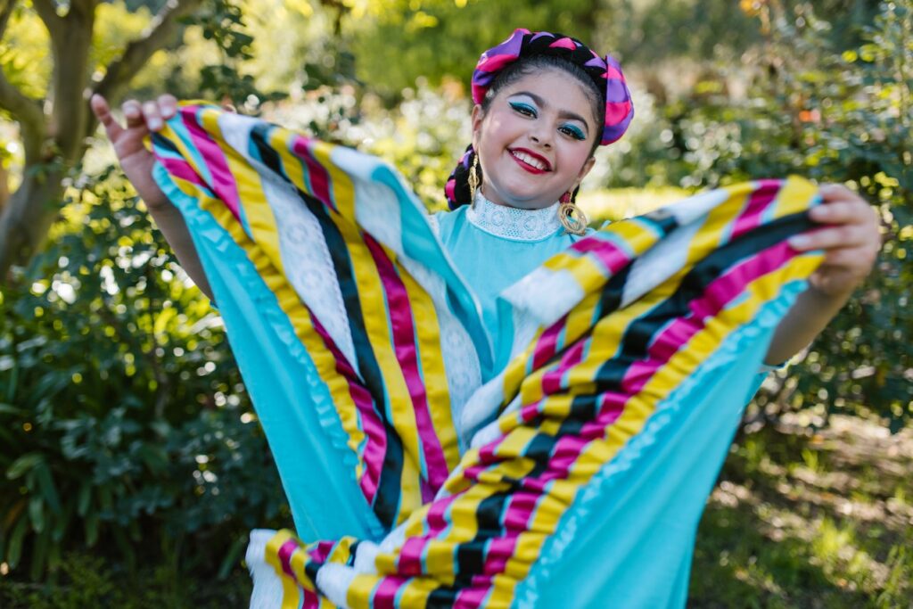 Top 10 Mexican Traditional Dress: A Fiesta Of Style And Tradition ...
