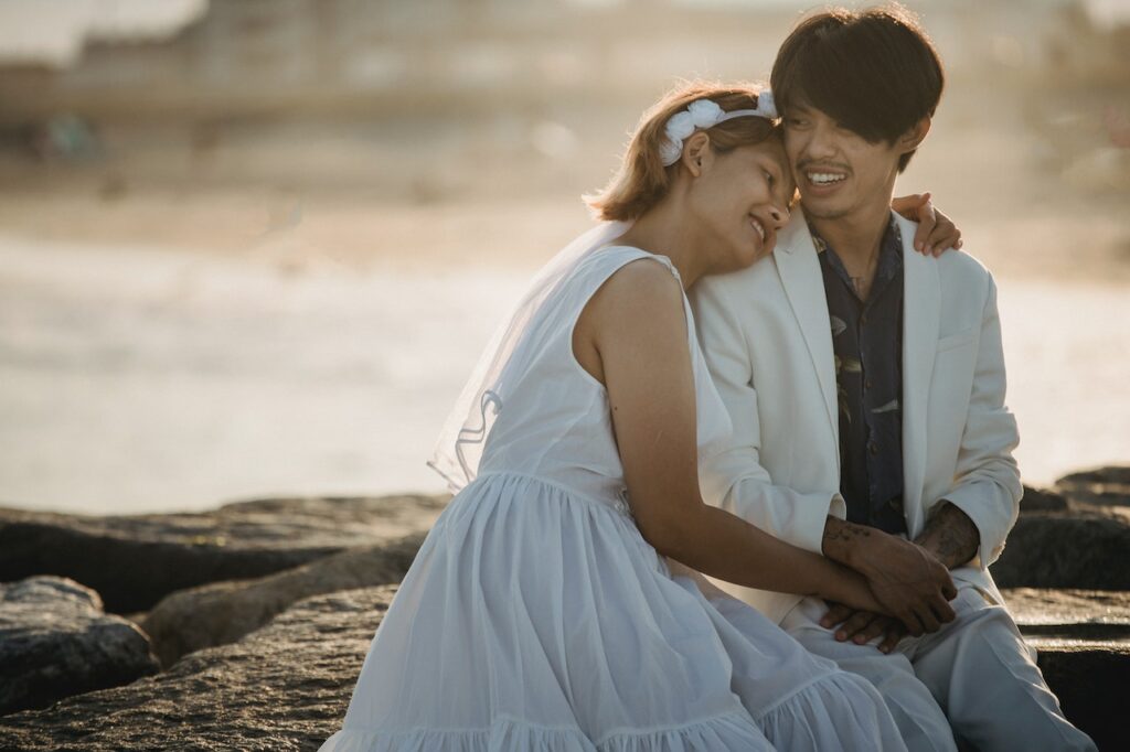 20 Sure Signs Of True Love | Smash Negativity