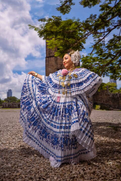 Top 10 Ecuador Traditional Clothing | Smash Negativity