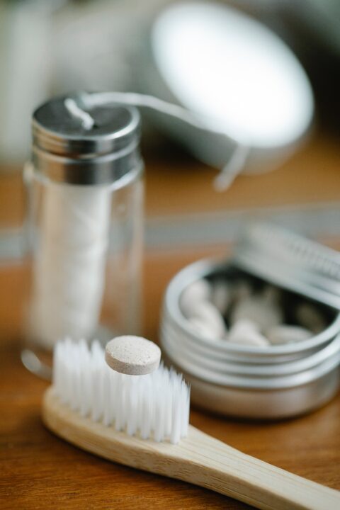 8 Essential Zero-Waste Skincare Products | Smash Negativity