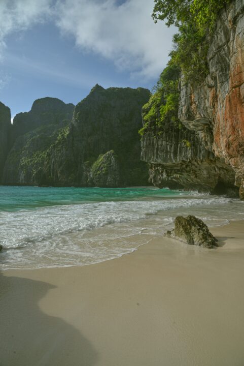 25 Most Dangerous Beaches In The World | Smash Negativity