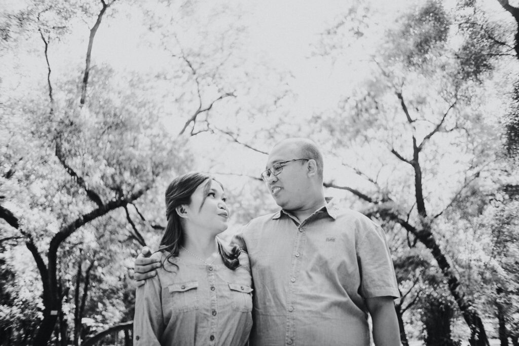 8 Year Age Gap Relationship: What To Expect And How To Thrive | Smash ...