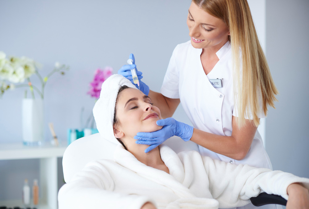 Botox For Beginners: What To Expect During Your First Treatment | Smash ...