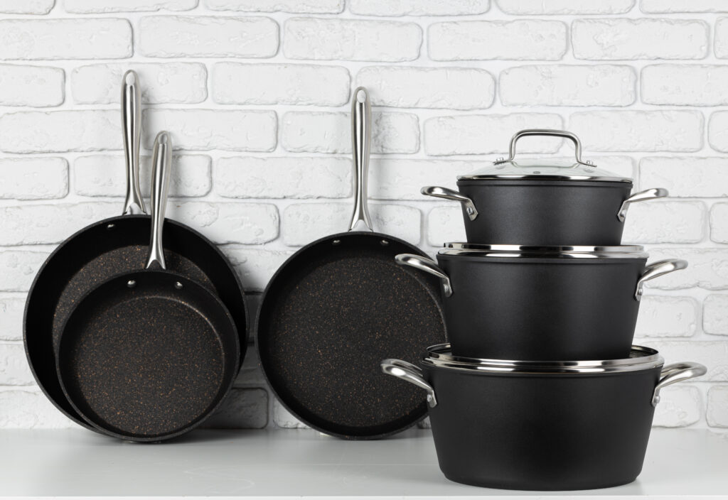 7 Different Types Of Pans | Smash Negativity